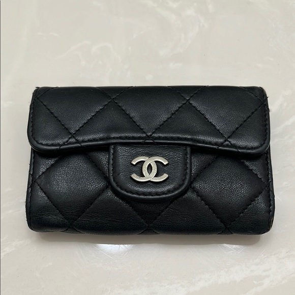 CHANEL | Bags | Authentic Chanel Black Quilted Leather Key Pouch Case ...